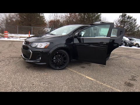 2020 Chevrolet Sonic Lake Orion, Rochester, Oxford, Auburn Hills, Clarkston, MI 601120