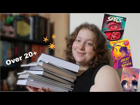 20+ Queer Graphic Novel Recommendations