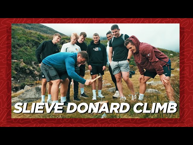 Slieve Donard climb | Ulster Rugby Team building | Ulster Rugby