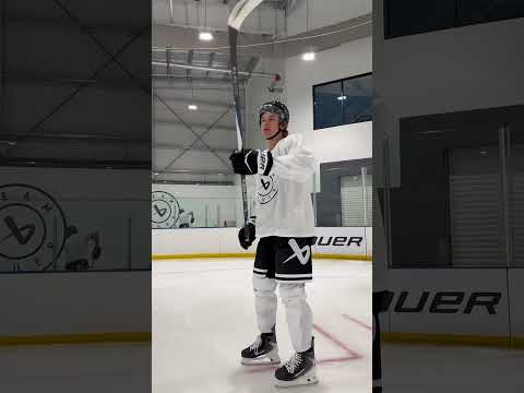 The newest Philadelphia Flyer 🤯🤯