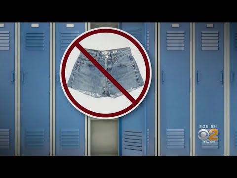 Texas High School Imposes Dress Code For Parents