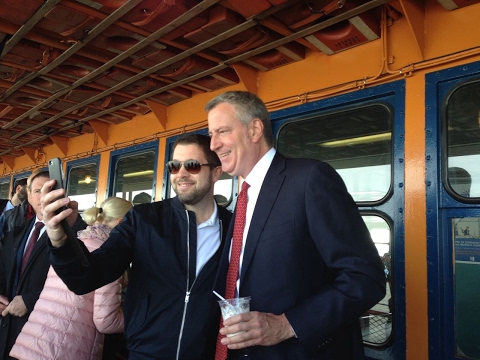 Mayor Bill de Blasio comes to Staten Island