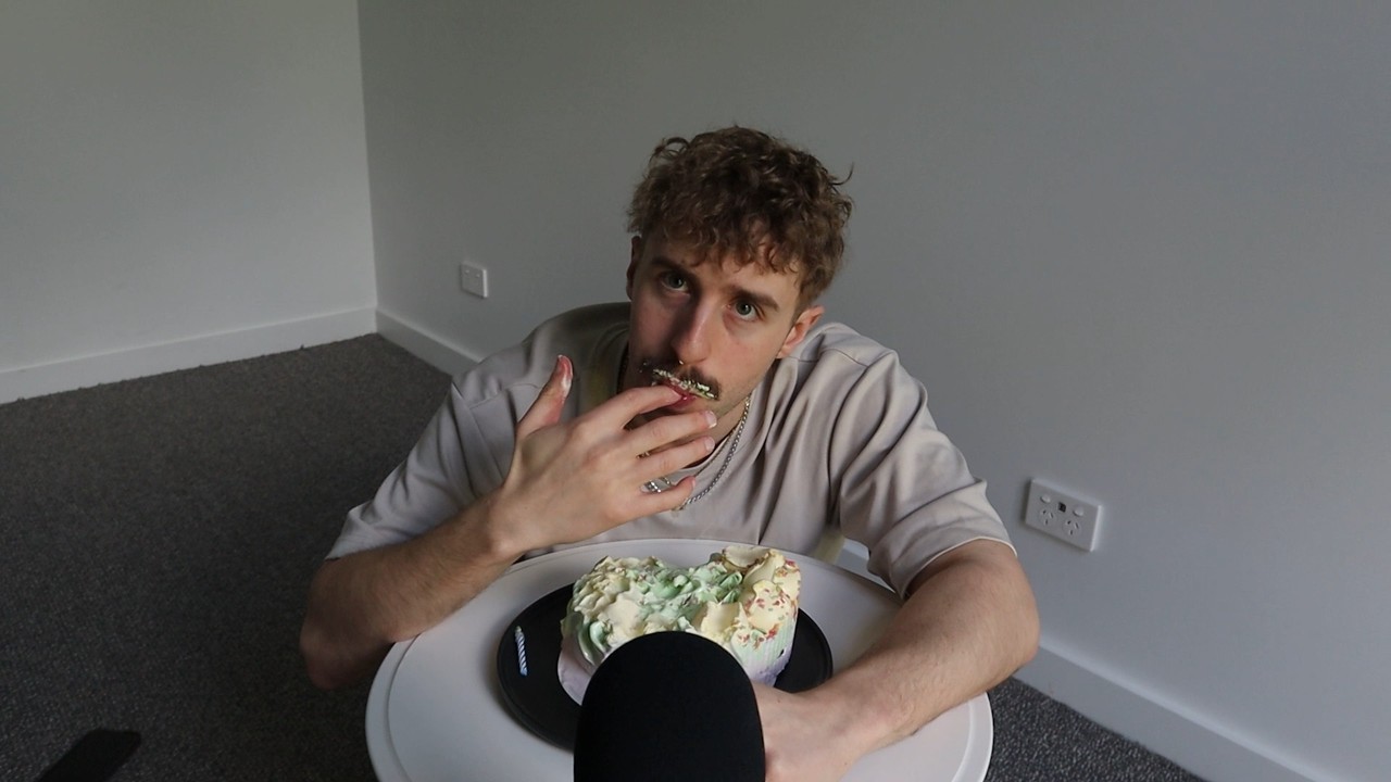 ASMR Having My Cake and Eating It Too