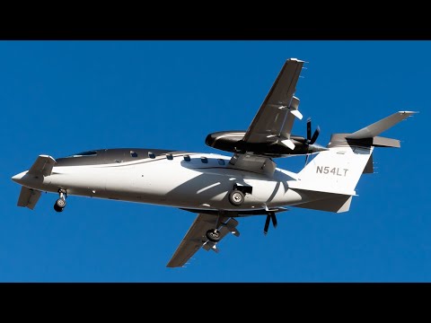 ONE HOUR of Monroe County Airport Audio | KBMG Tower [LiveATC]