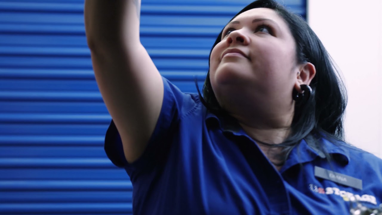 Self-Storage Unit Customer Service - 30 s