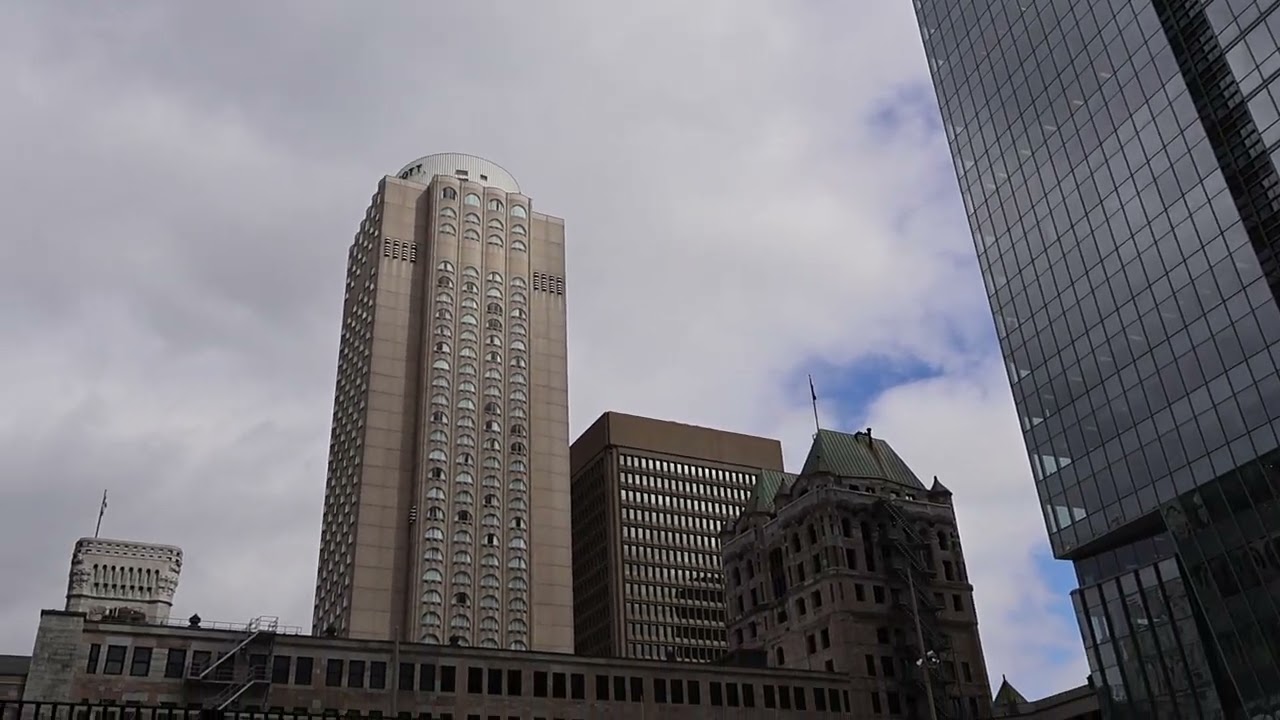 Montréal, tour Deloitte #1 / Montreal Deloitte Tower #1
