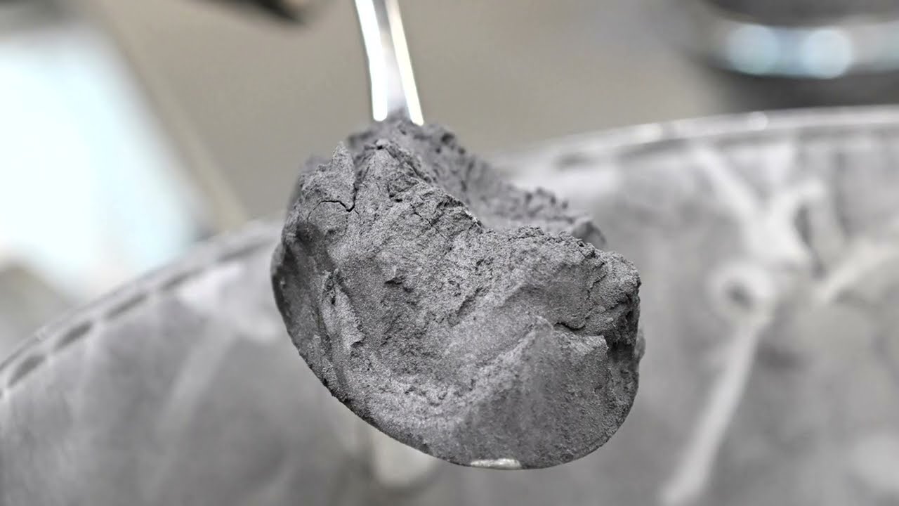 China to curb exports of key battery material