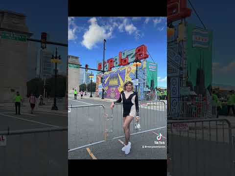 Empress’ 1st Walk in Chicago, Illinois during Lollapalooza Festival 2022 #chicagofestival #chicago