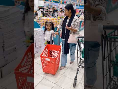 Back to school shopping ๐๏ธ ๐ #tadamoments #malutty #shanumubi #backtoschool #shopping