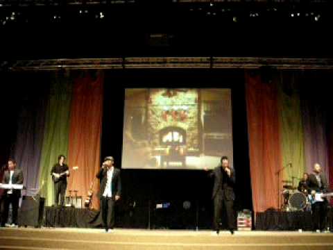 Katinas concert manteca california (This Christmas)