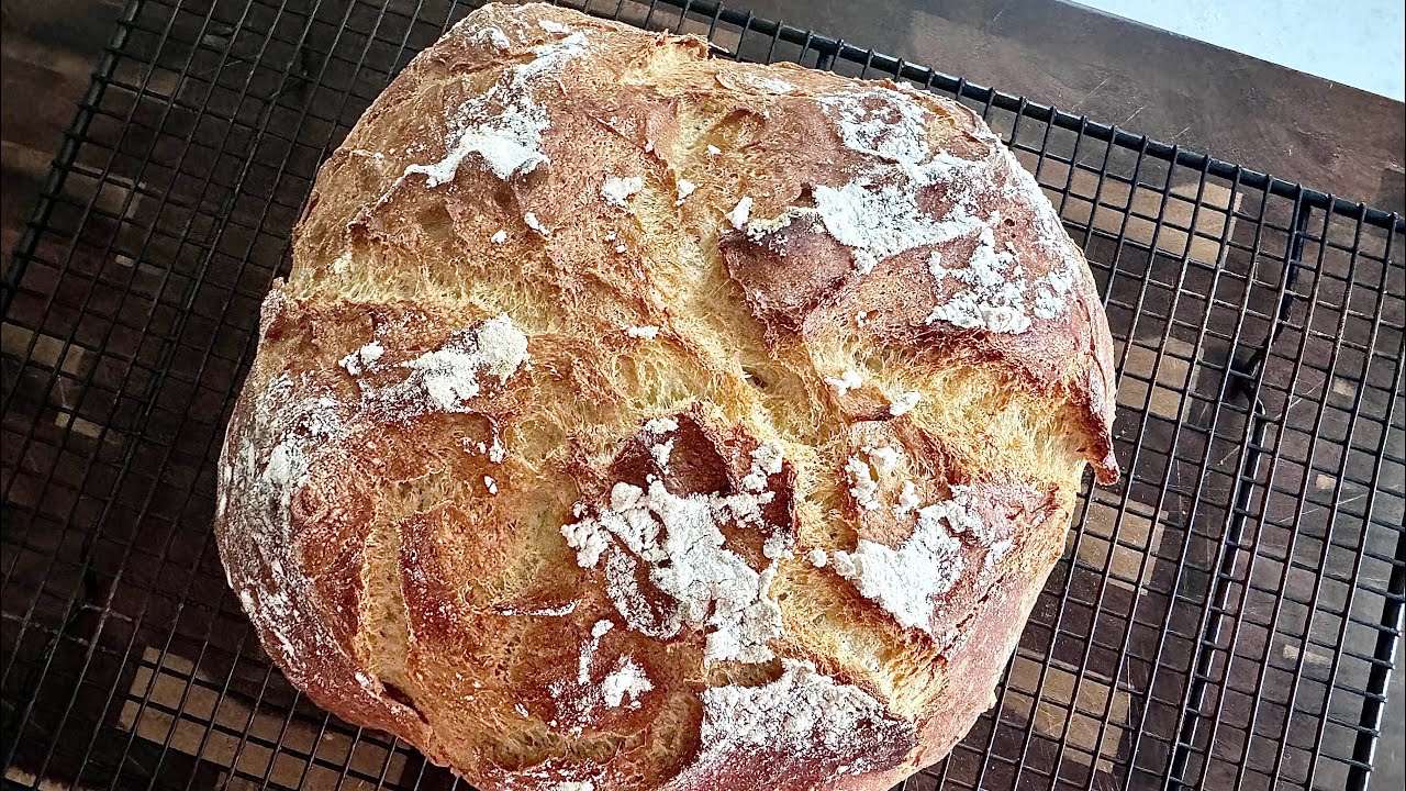 The EASIEST Bread To Make (Overnight Bread)