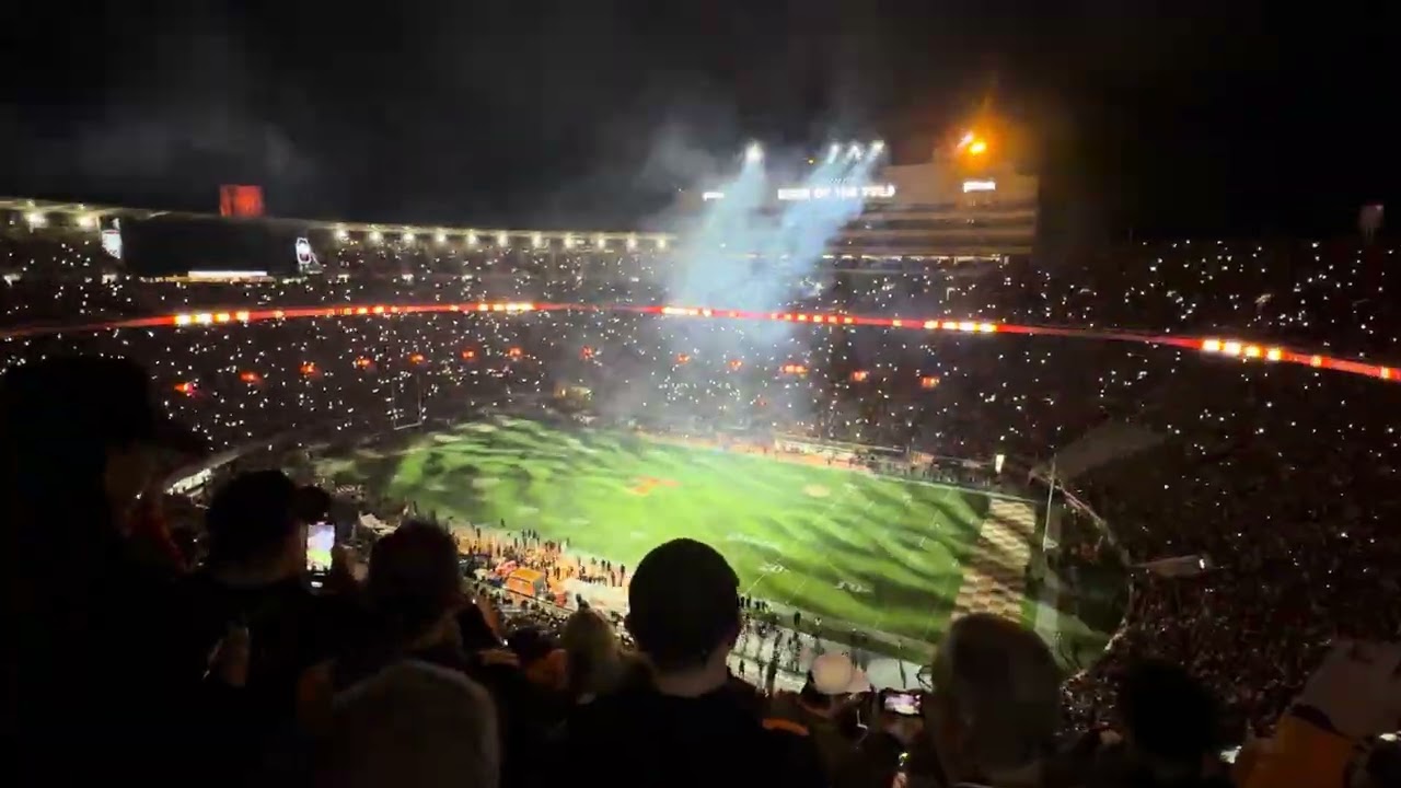 Neyland Dark Mode Light Show