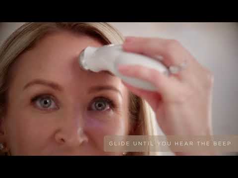 What Is a Microcurrent Facial and How Does It Work? - NuFace Review