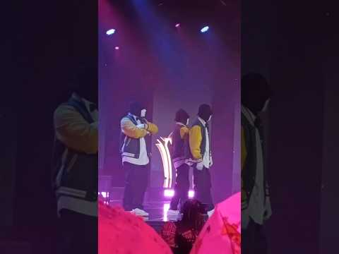 #lasvegas #jabbawockeez #travel #dancing #fyp #xyzbca #dance #comedy #mgmgrand #usa