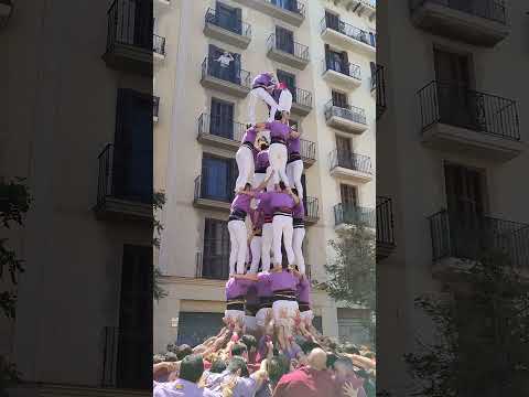 4de7a de l'Esquerra de l'Eixample pel seu aniversari