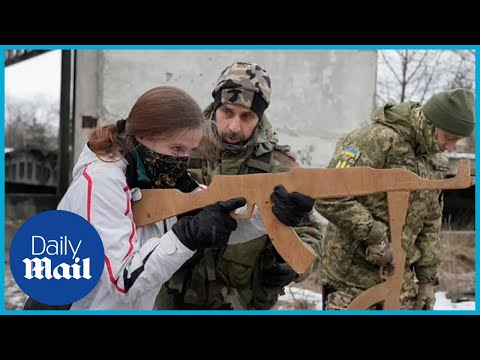 Ukraine-Russia conflict: Ukrainian reservists train with fake wooden rifles as tensions grow