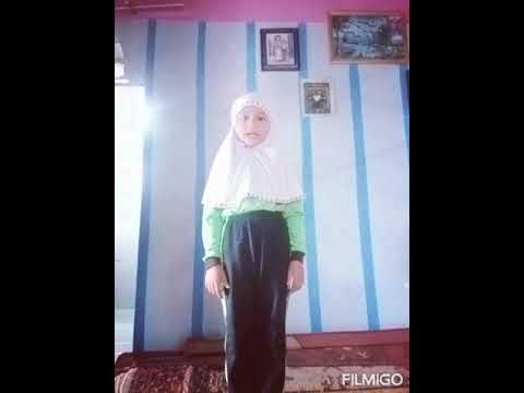Menirukan gerakan kelinci melompat