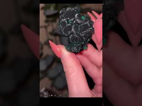 Have you seen Green Malachite? #malachite #healingcrystals #healingstones #rocks #gemstone #crystal