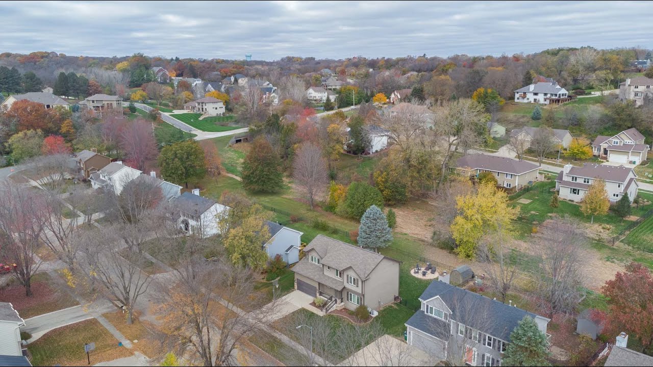 3425 Valley View Drive, West Des Moines