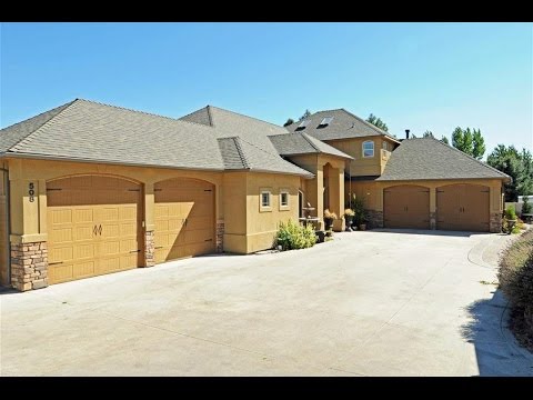 508 N Edgewood Eagle, ID 83616
