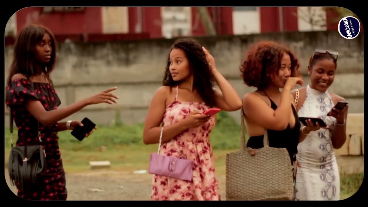 Crush by Airsy & Stan from Madagascar | Popnable