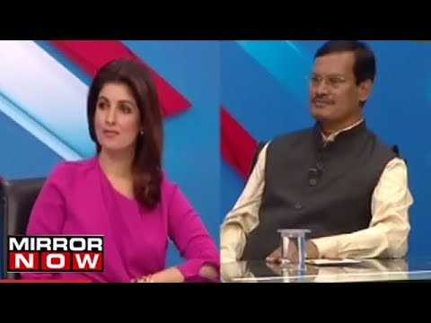 Twinkle Khanna & Arunachalam Muruganantham Speak On Sanitary Pads | Exclusive