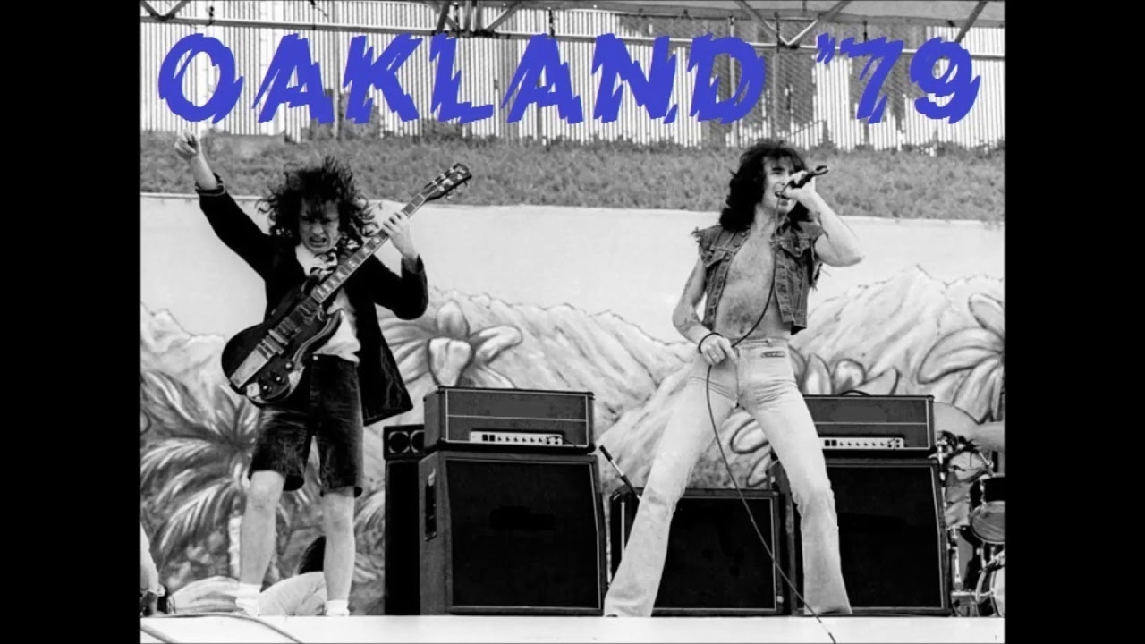 AC / DC - 04 - Highway to hell (Oakland - 1979)
