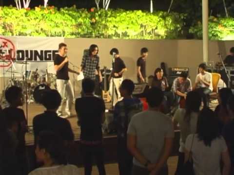 Live Lounge at Yusof Ishak House, NUS.