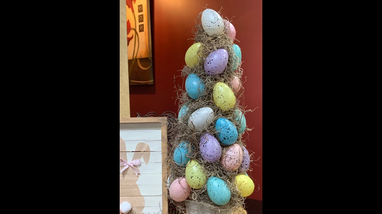 Easter egg topiary