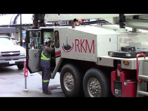LINK-BELT HTC-8660, RKM Crane Services No. 204, Victoria, B.C., Canada, March 27, 2024, Part 2