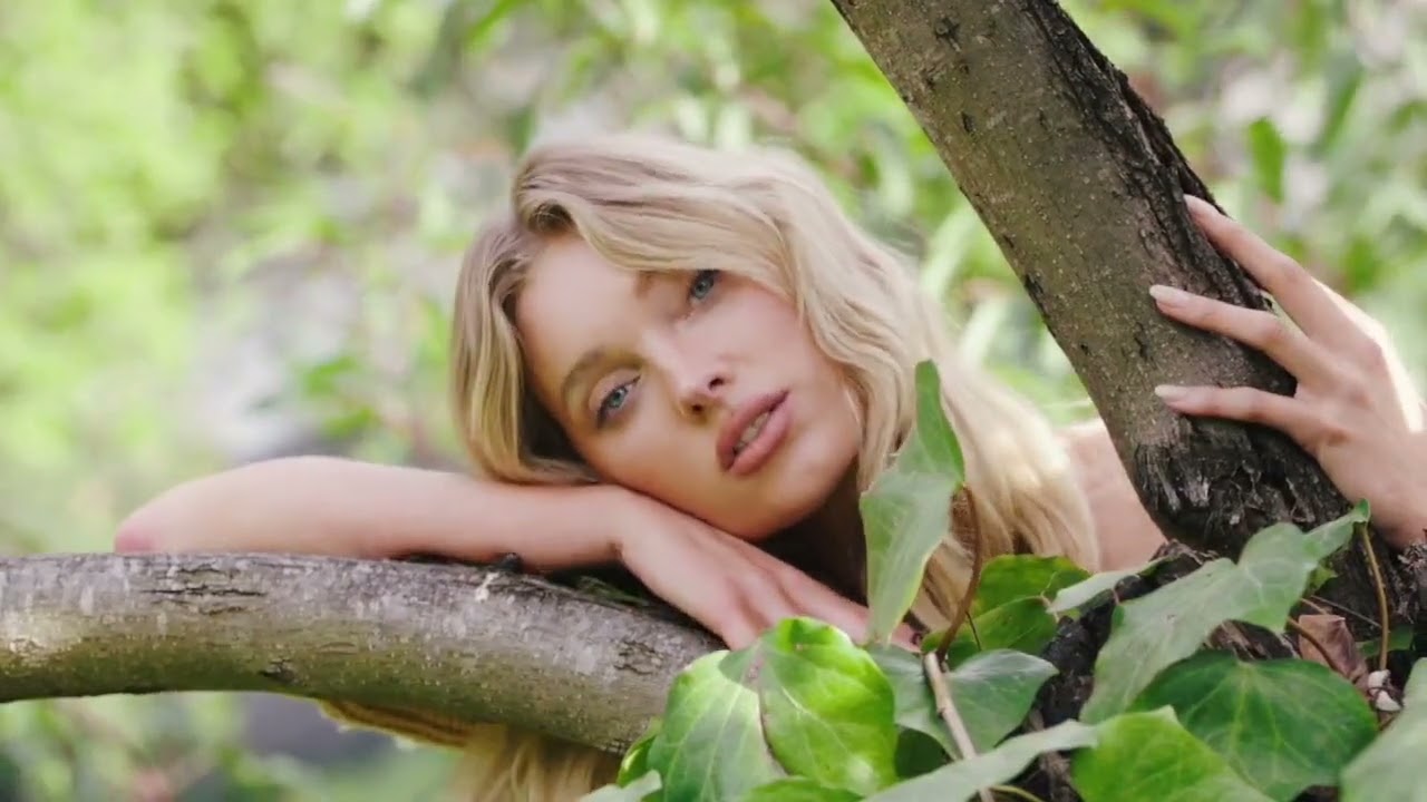 QuickClipsHQ - Elsa Hosk Glowing For Vogue Scandinavia