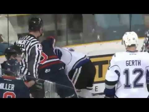 Kaid Oliver vs. Jackson Shepard, October 06, 2017 - Victoria Royals vs ...