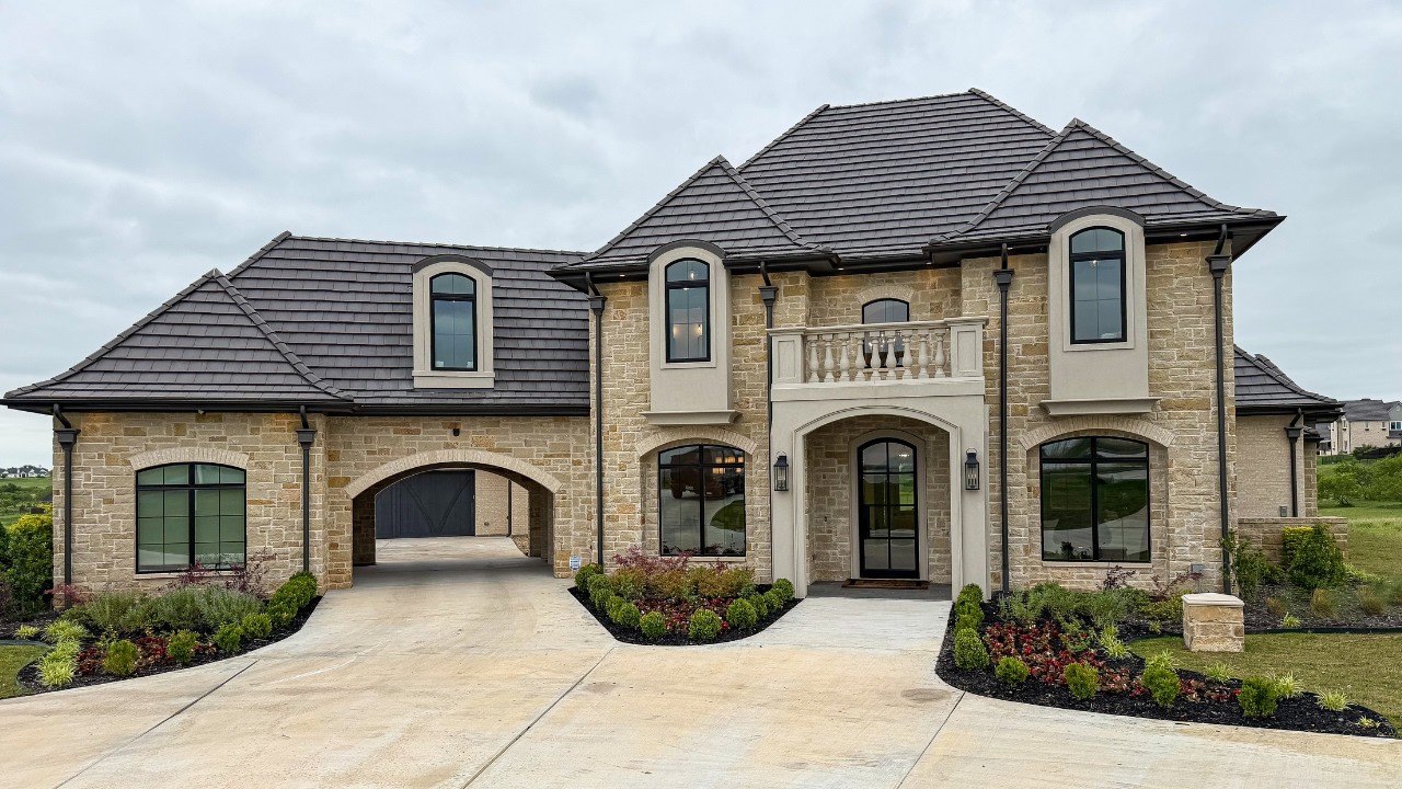 INSIDE A LUXURIOUS $2.2M MANSION ON 2 ACRES IN TEXAS!