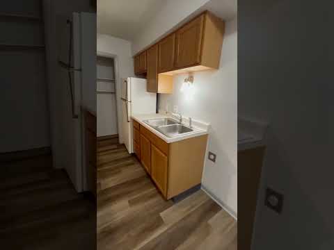 1020-11 E 12th Street N