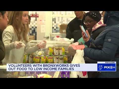 BronxWorks Hosts Holiday Food Pantry - PIX 11
