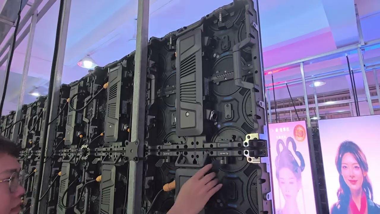 Slovenia Customer Purchased EA500C6 Rental LED Display / EagerLED LED Billboard.