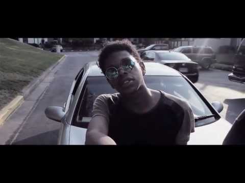 @LeonardoKnight - LeonKnightsB*tch (Official Music Video HD)