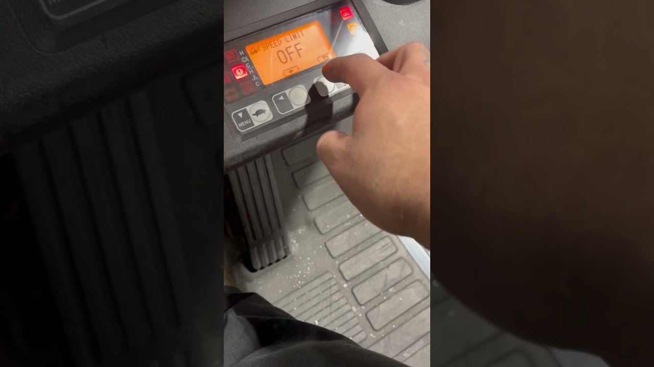 Enable/disable speed limit on Toyota forklift
