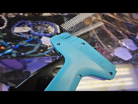 HOUSE DAY Tagging Gun for Clothing, Just a simple squeeze and your tags are set