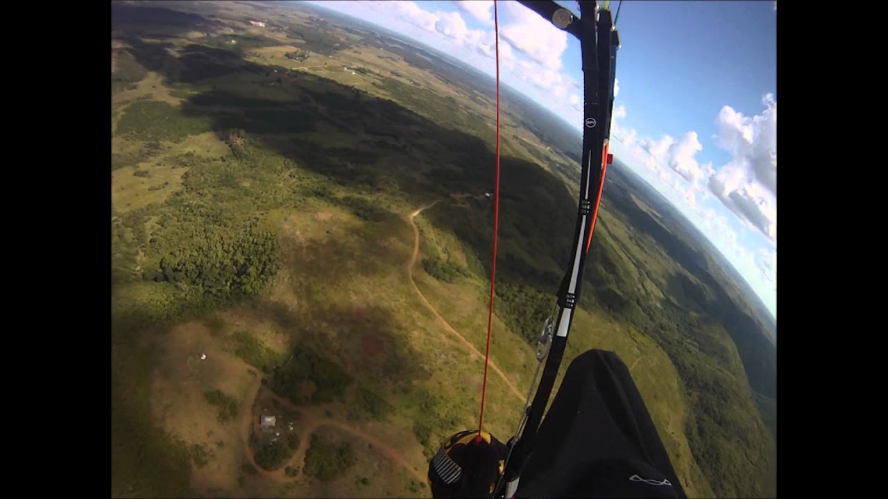 CUERVOS VUELO LIBRE - RIVERA , URUGUAY
