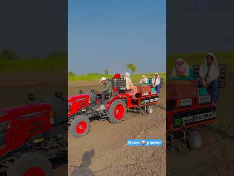 MAHINDRA OJA WITH SP AGRO ONION PLANTER #mahindra #farming #onionfarming #planter #tractor #treding