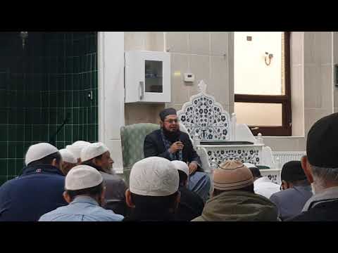 Definition of Mesmerizing! Qari Anwaar Ul Hassan