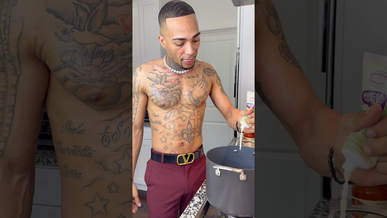 Baked Spaghetti 🍝, Fried Catfish 🐟, and Green Beans 🤤…👨🏾‍🤝‍👨🏼❤️