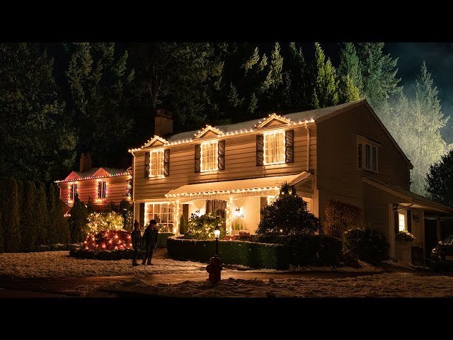 E.T. and Elliot reunite for Sky Christmas ad, watch it here