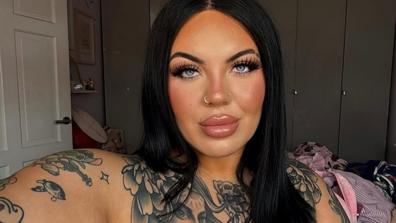 Sophie 🦋 BBW I SSBBW Super Beautiful Woman 