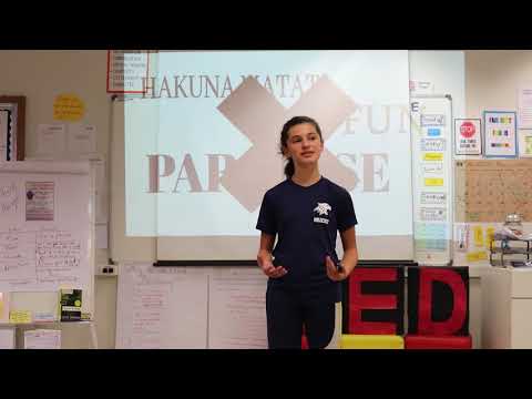 What is the real meaning of youth? | Luiza Mazini | International School of Curitiba