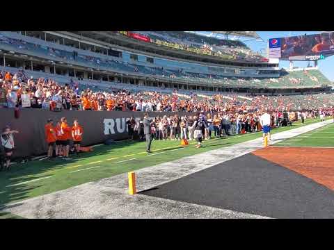 Bengals Chris Evans tosses pregame with fans