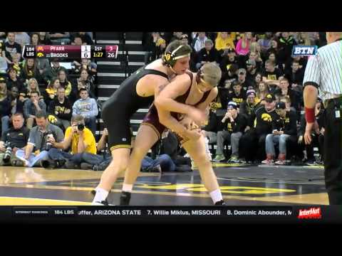 Minnesota at Iowa: 184 Pounds - Chris Pfarr vs. Sammy Brooks
