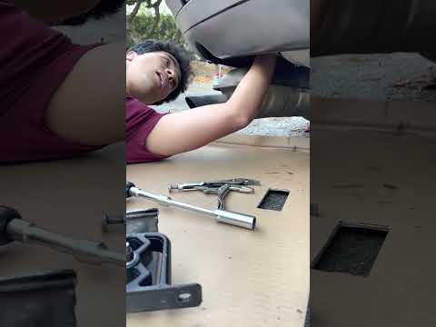 This Isn't Looking Good (Mighty Car Mods)