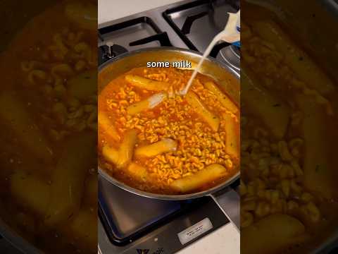 Carbonara buldak ramen tteokbokki